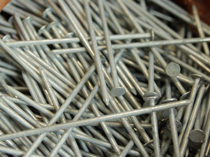 Galvanized Spikes for Artificial Grass Installation